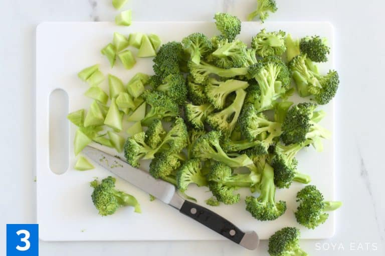 Japanese Broccoli Gomaae | Soya Eats